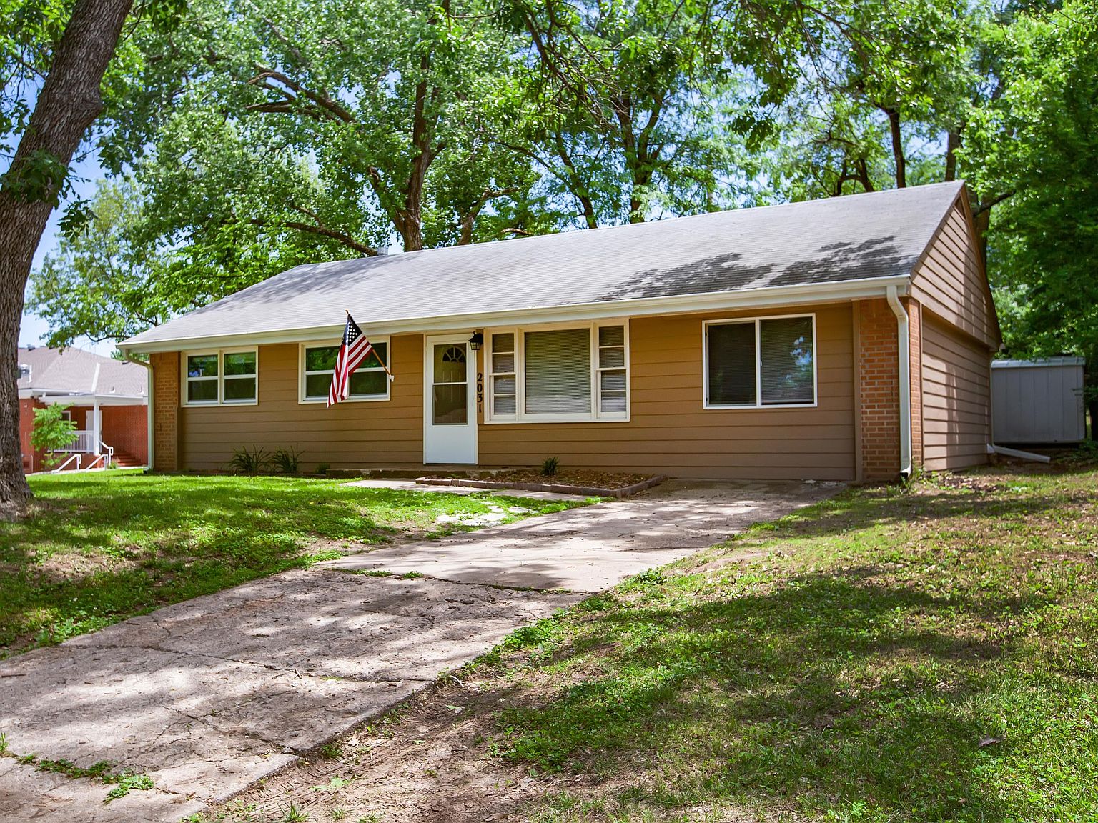 2031 College View Rd, Manhattan, KS 66502 | Zillow