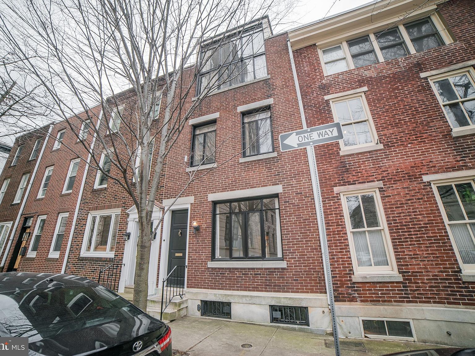 2130 Spring St, Philadelphia, PA 19103 | Zillow