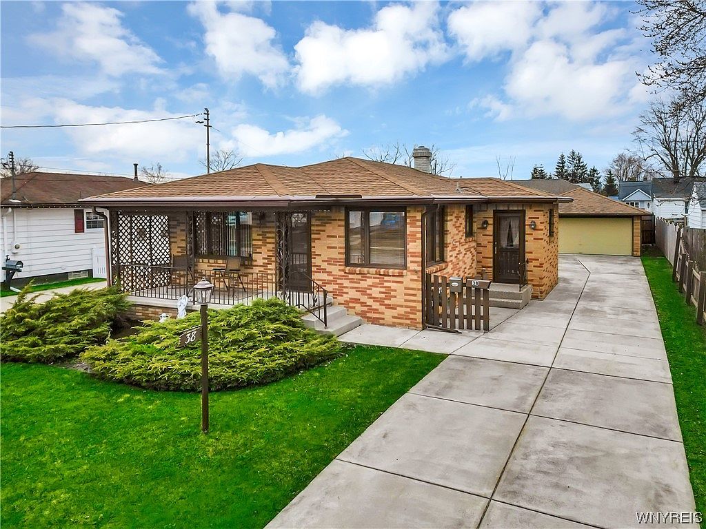 38 Lehigh Ave, Depew, NY 14043 | Zillow