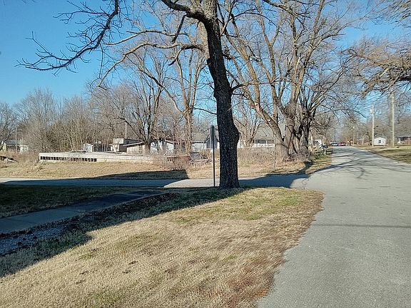 101 W Short St, Everton, MO 65646 | Zillow