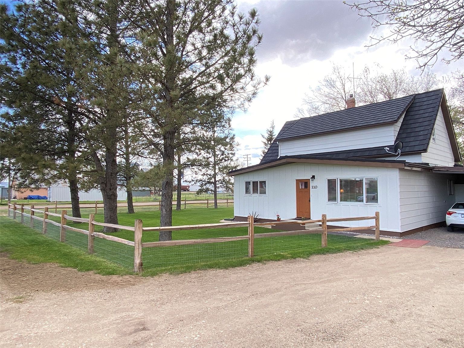 110 1st St NW, Rudyard, MT 59540 | MLS #30044406 | Zillow