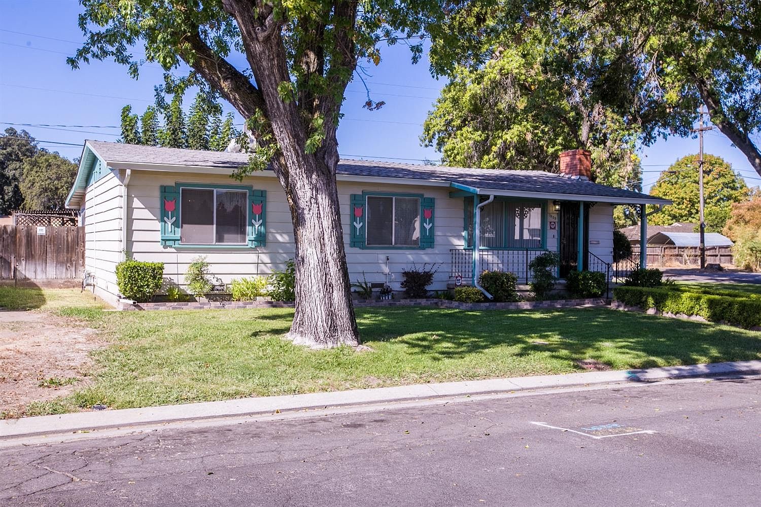 1909 Aloha Way, Modesto, CA 95350 | Zillow