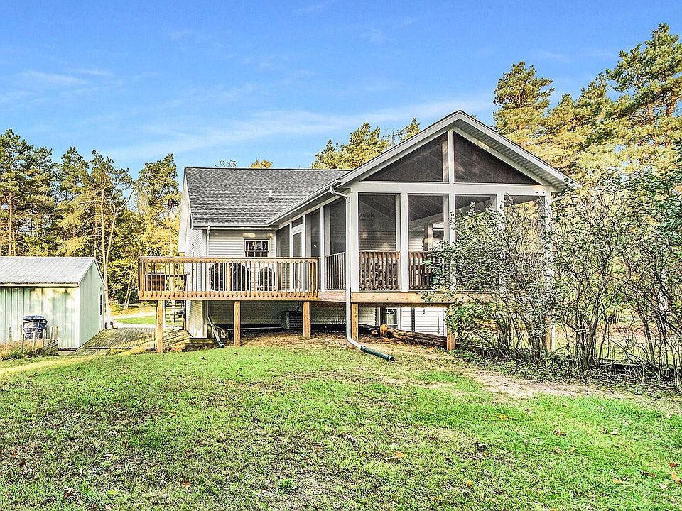 5220 Cloverville Rd, Fruitport, MI 49415 | Zillow