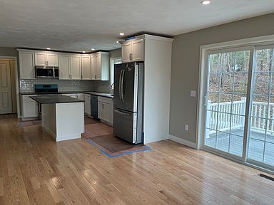 198 South St, Marlborough, MA 01752 | Zillow