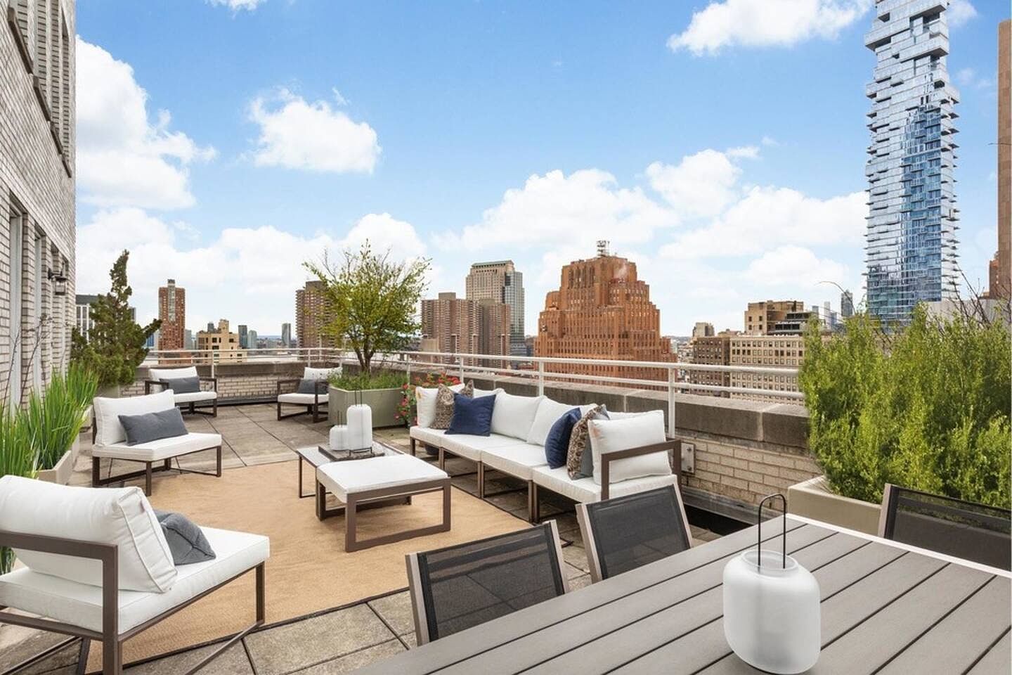 270 Broadway APT 17D, New York, NY 10007 | Zillow