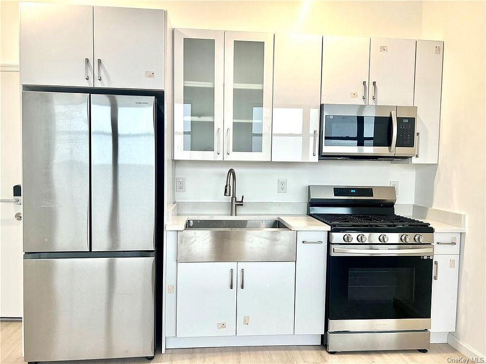 26 North St #8A, Middletown, NY 10940 | Zillow