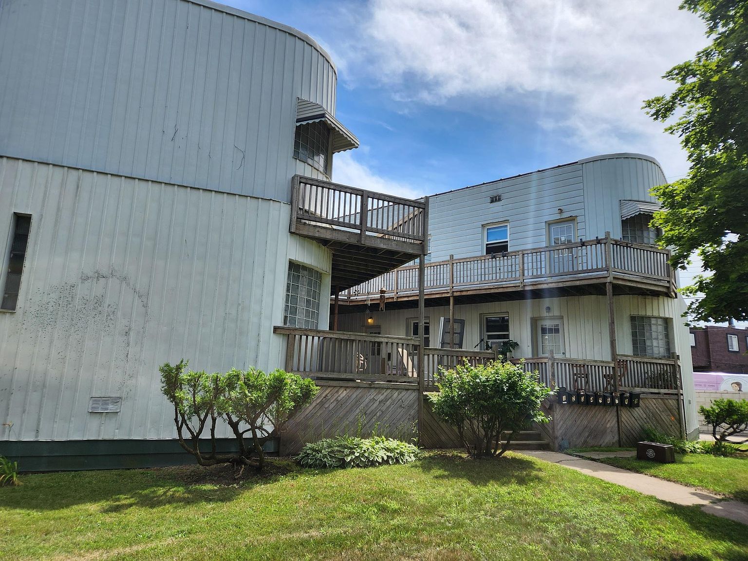 146 E Hazelhurst St APT 8, Ferndale, MI 48220 | Zillow