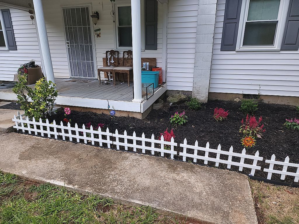 5523 Golf Course Rd Great Falls Sc 29055 Zillow