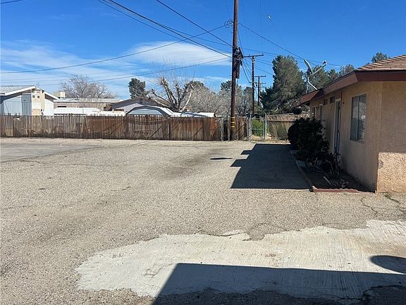 427 W Reeves Ave, Ridgecrest, CA 93555 | Zillow