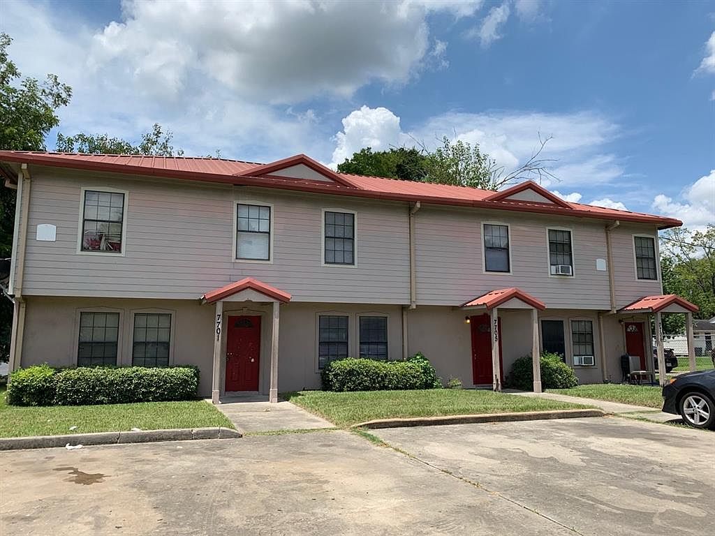 7705 Beckley St, Houston, TX 77088 | Zillow