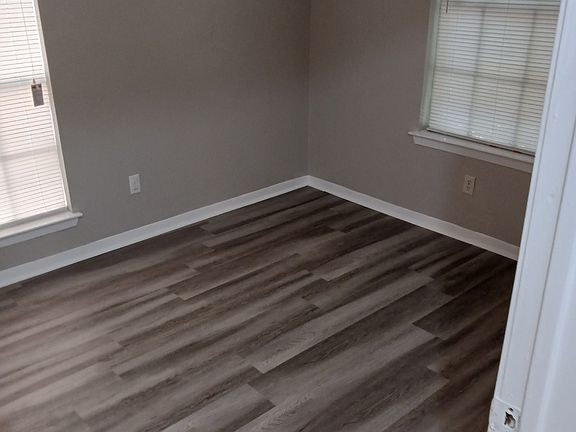 58 Fern Ct #1, Lake Jackson, TX 77566 | Zillow