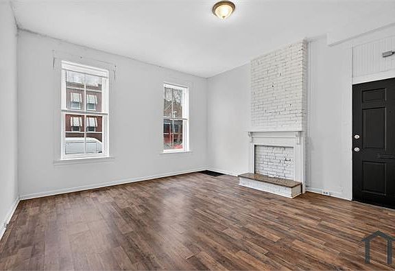 3833 Oregon Ave, Saint Louis, MO 63118 | Zillow