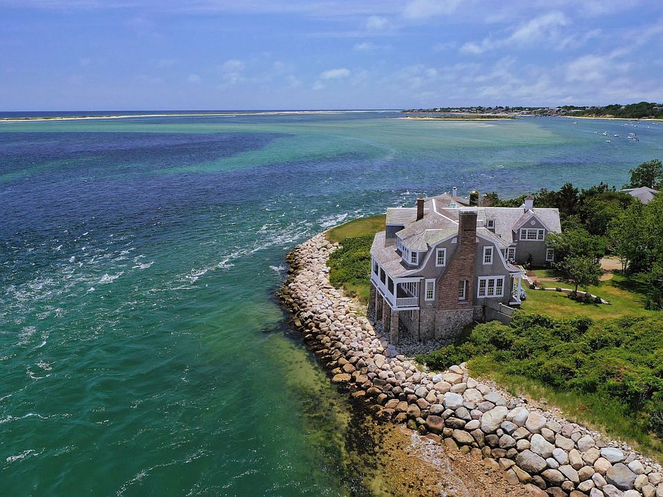 4 Ministers Ln, North Chatham, MA 02650 | Zillow