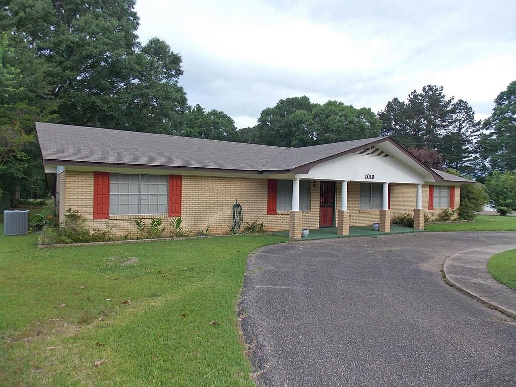 1010 Prairie Ln, Mccomb, MS 39648 | Zillow