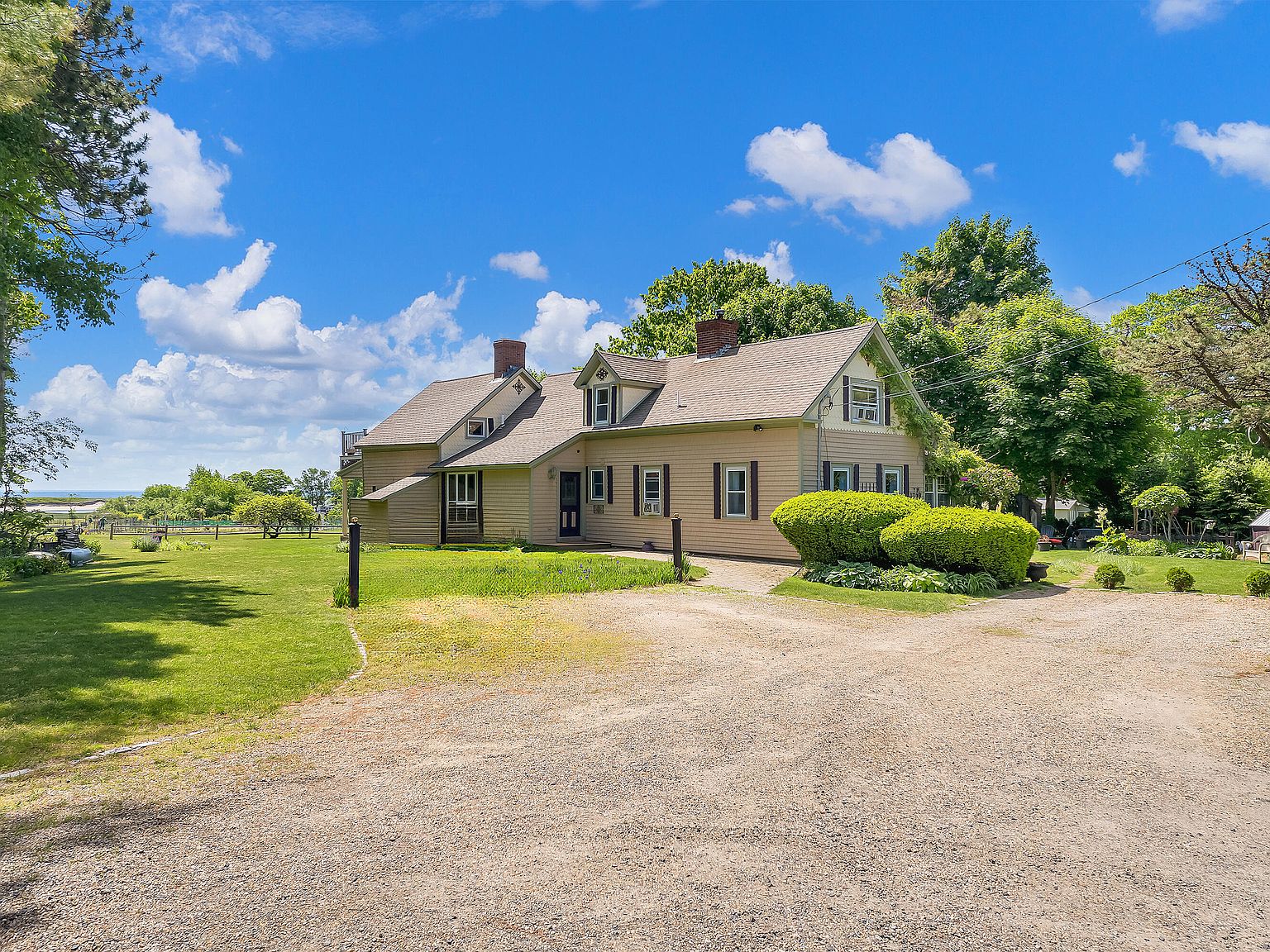 622 Main Street, Ogunquit, ME 03907 | Zillow