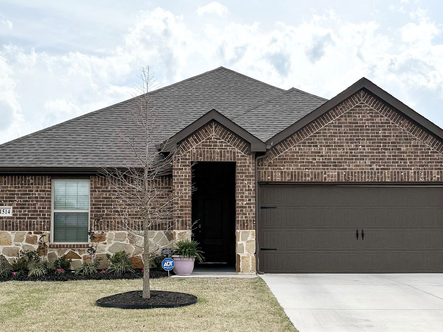 1514 Running Brook Ct, Kaufman, TX 75142 | MLS #20879631 | Zillow