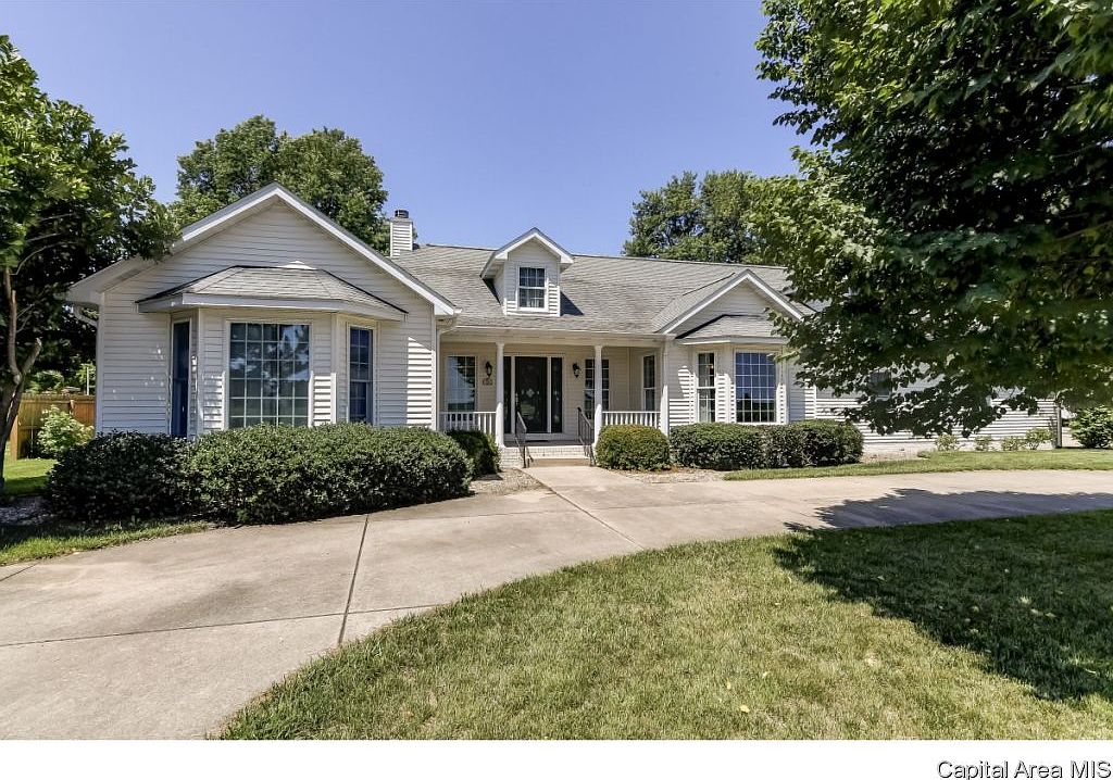 106 S York St, Ashland, IL 62612 | Zillow
