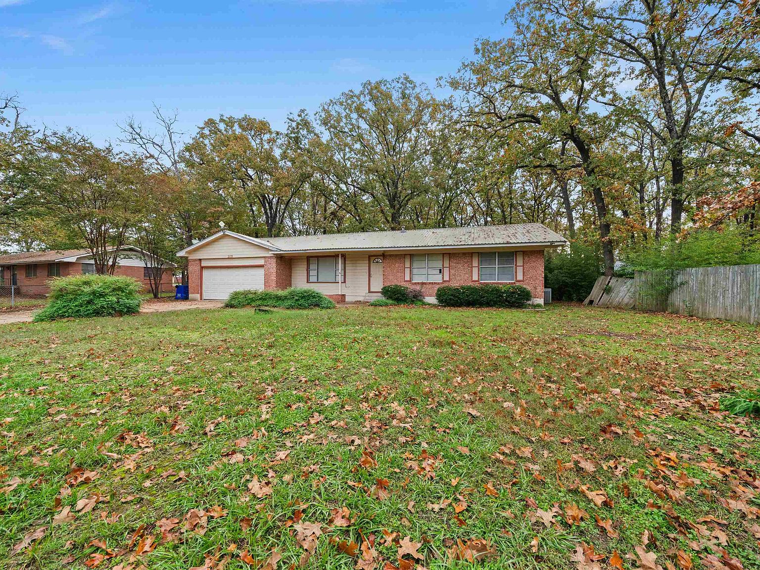 205 N Oaks Dr, Grand Saline, TX 75140 | MLS #23015426 | Zillow