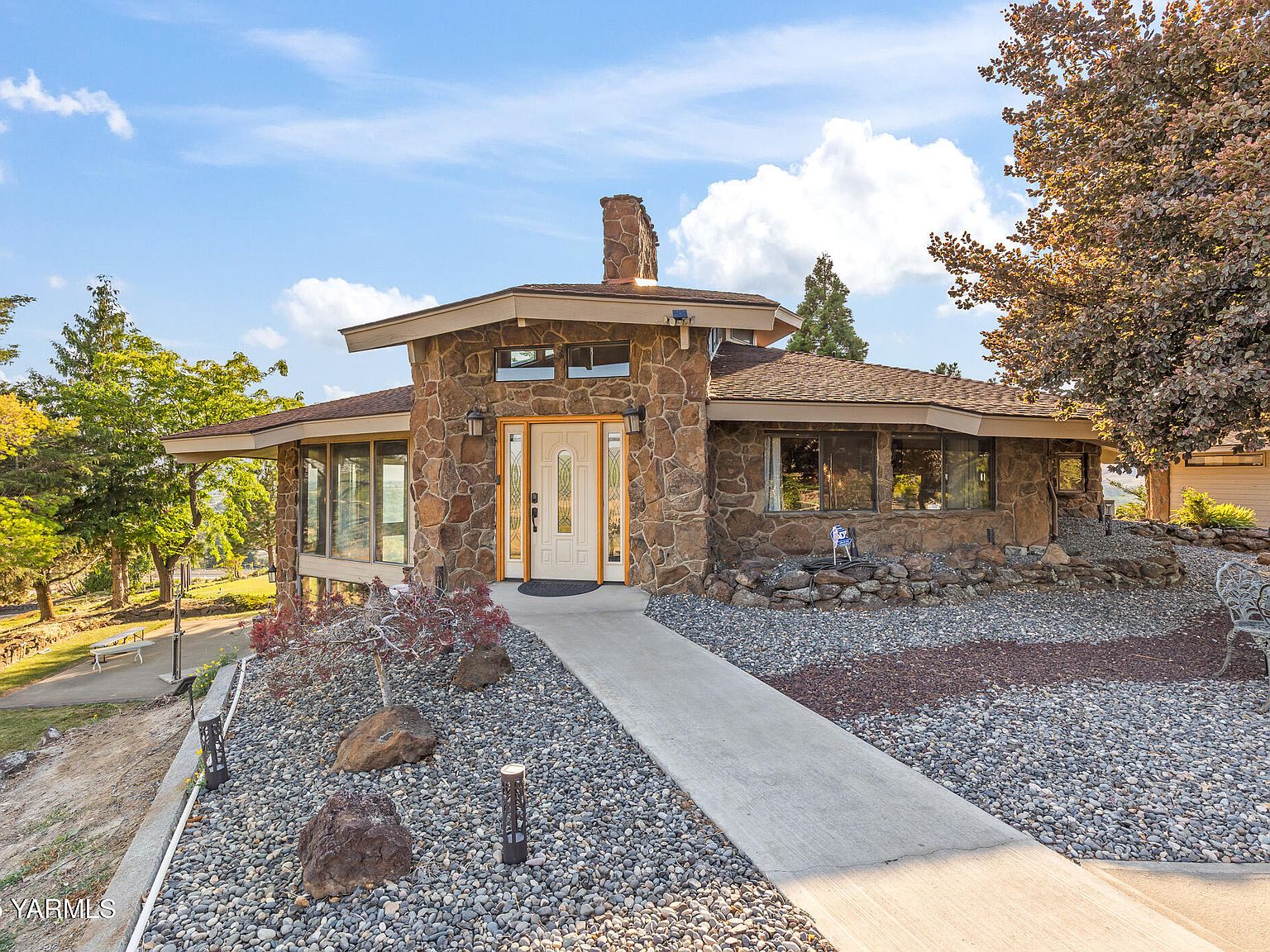301 Plath Rd, Wapato, WA 98951 | Zillow