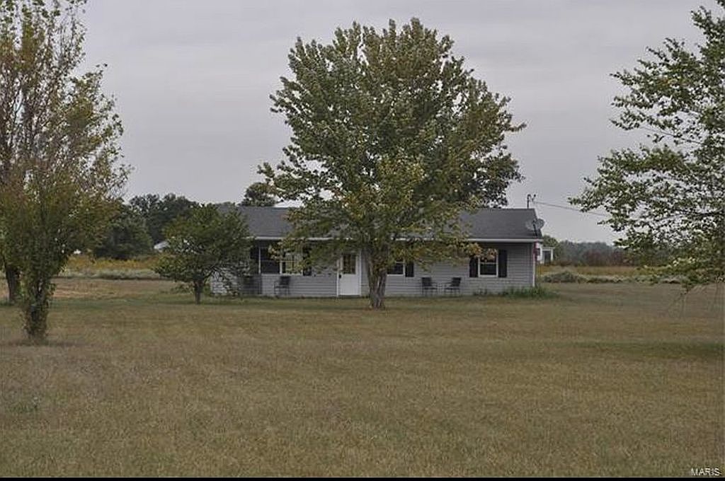 12816 Saverton West Dr, New London, MO 63459 | Zillow