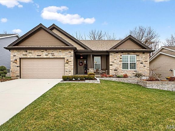 3005 Koch Ln, Washington, MO 63090 | Zillow
