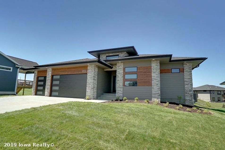 9153 Yarrow Ct, West Des Moines, IA 50266 | Zillow