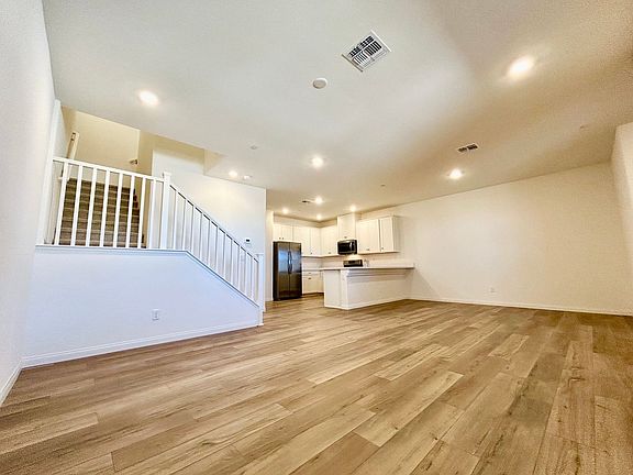 12480 Kings Creek Pl, Las Vegas, NV 89138 | Zillow