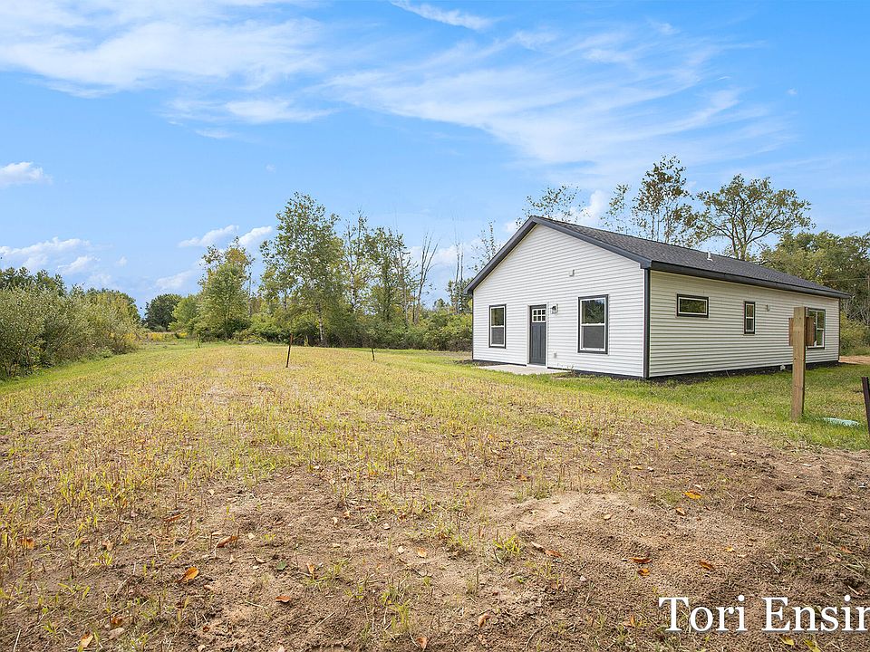 1881 S Derby Rd, Sidney, MI 48885 | Zillow