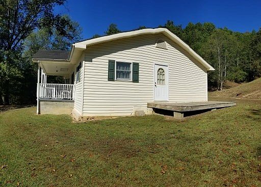 334 Little Elk Hode Rd, Warfield, KY 41267 | Zillow