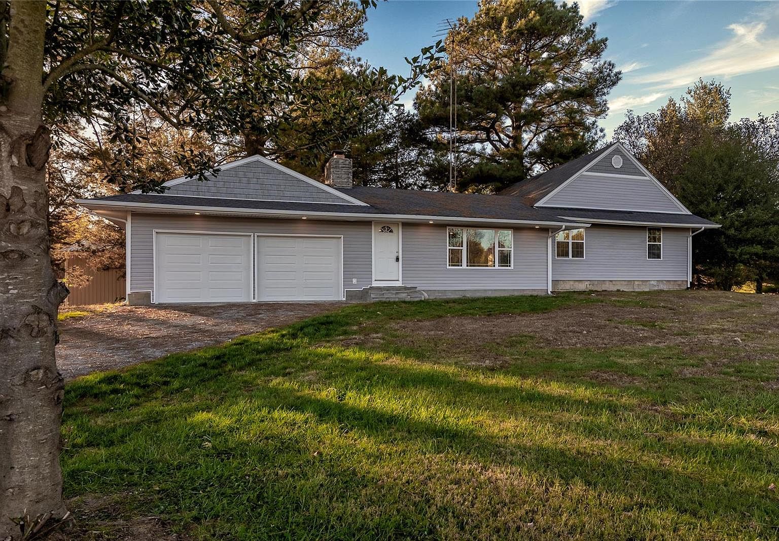 3000 N Park Ave, Herrin, IL 62948 | Zillow