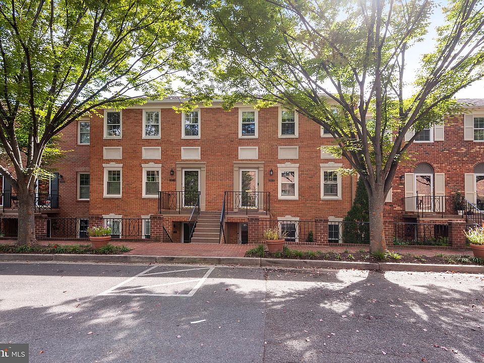 3297 Sutton Pl NW APT D, Washington, DC 20016 | Zillow
