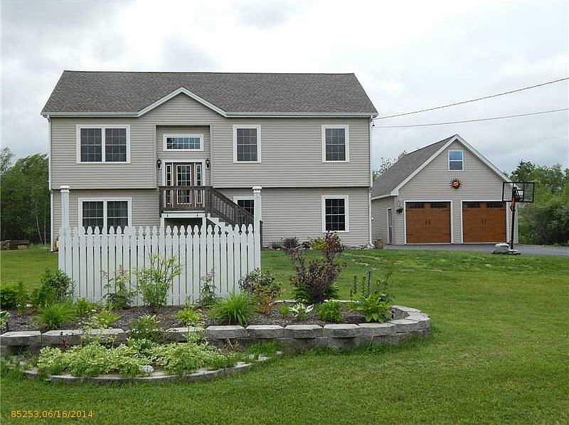 8 Madison Dr, Levant, ME 04456 | Zillow