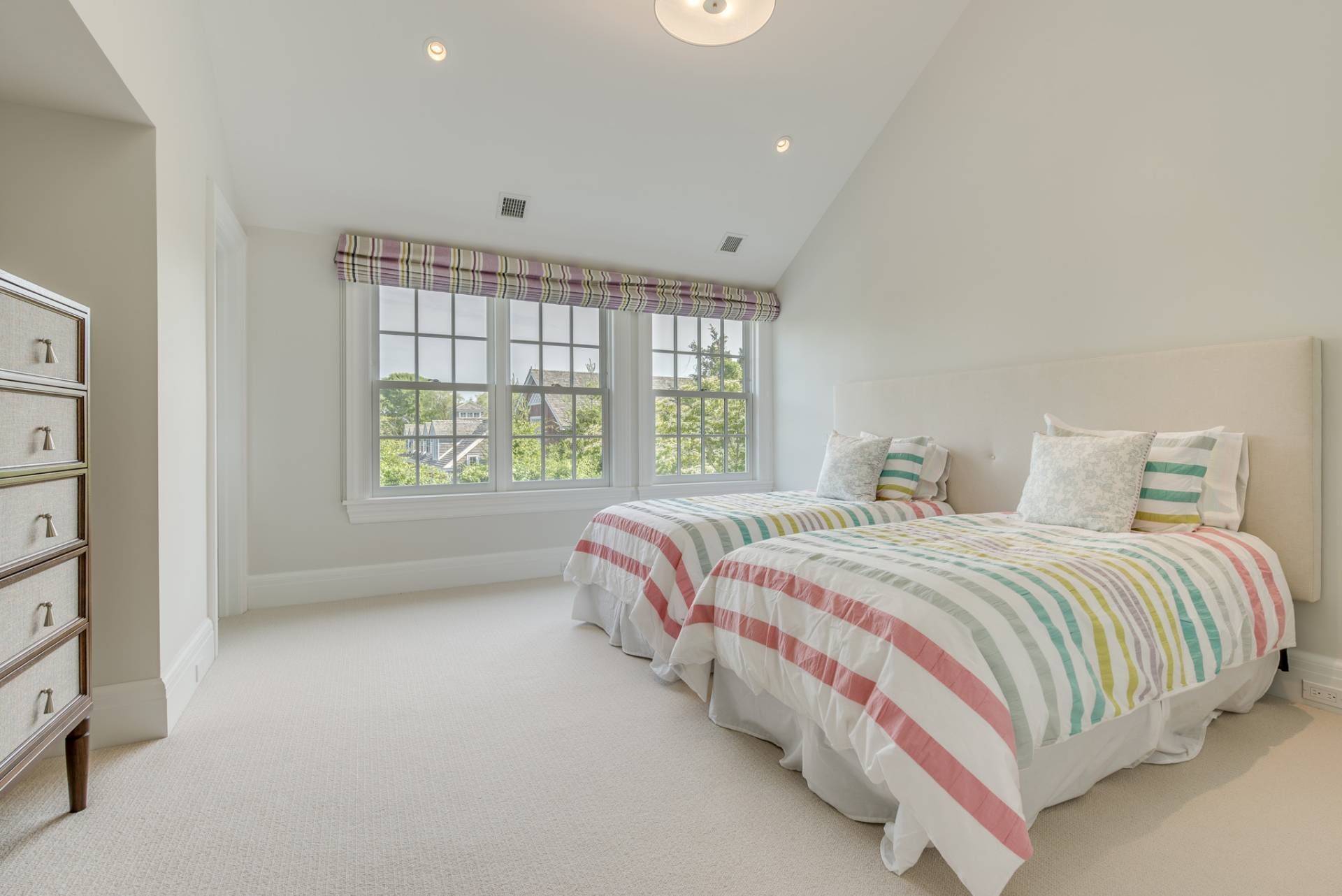 99 Fairfield Pond Ln in Sagaponack | Out East