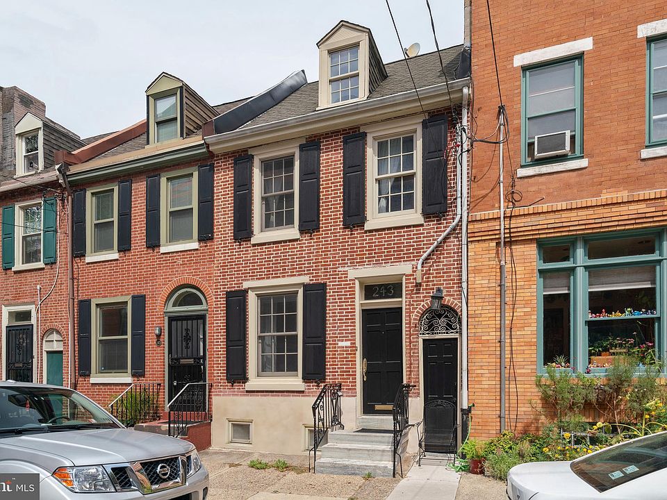 243 Fitzwater St, Philadelphia, PA 19147 | Zillow