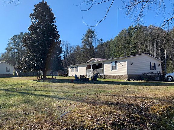 105 Privett Ln, Jackson, KY 41339 | MLS #24000929 | Zillow