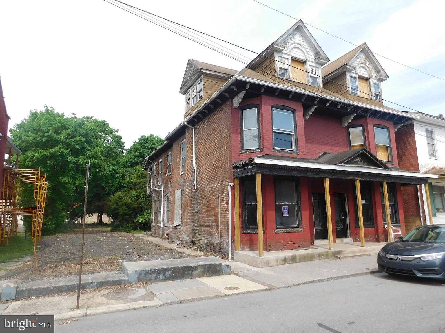 17 & 19 Logan St, Lewistown, PA 17044 | Zillow