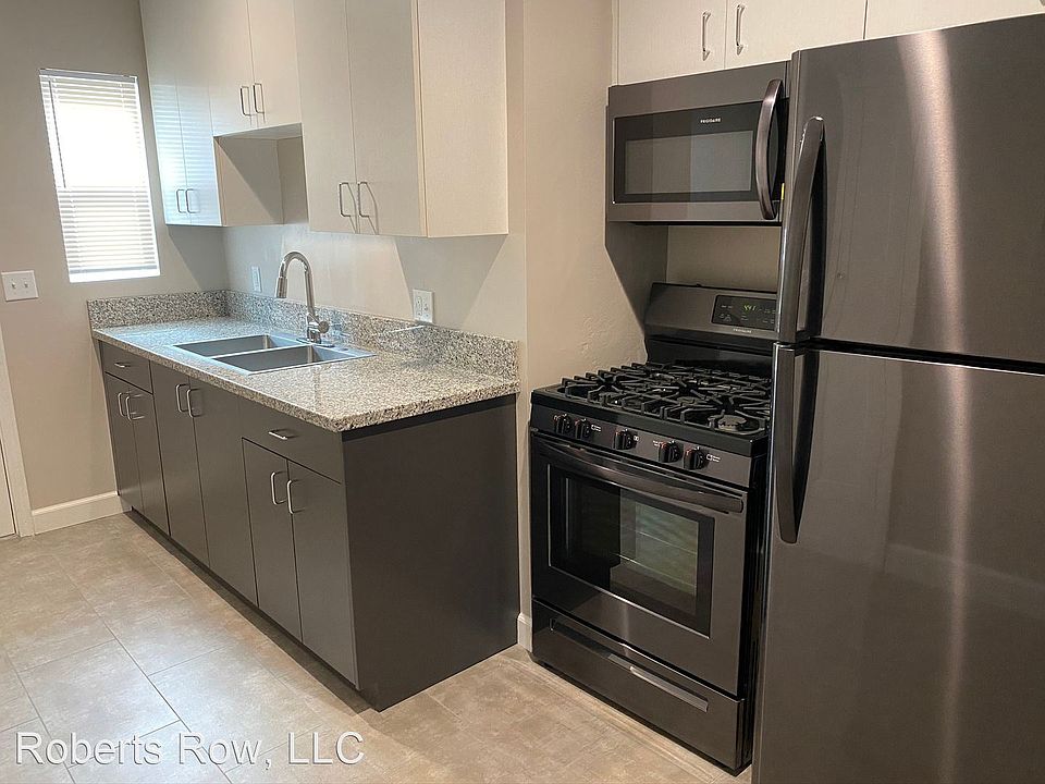 511 Roberts Street - Roberts Row - 511 Roberts St Reno NV | Zillow