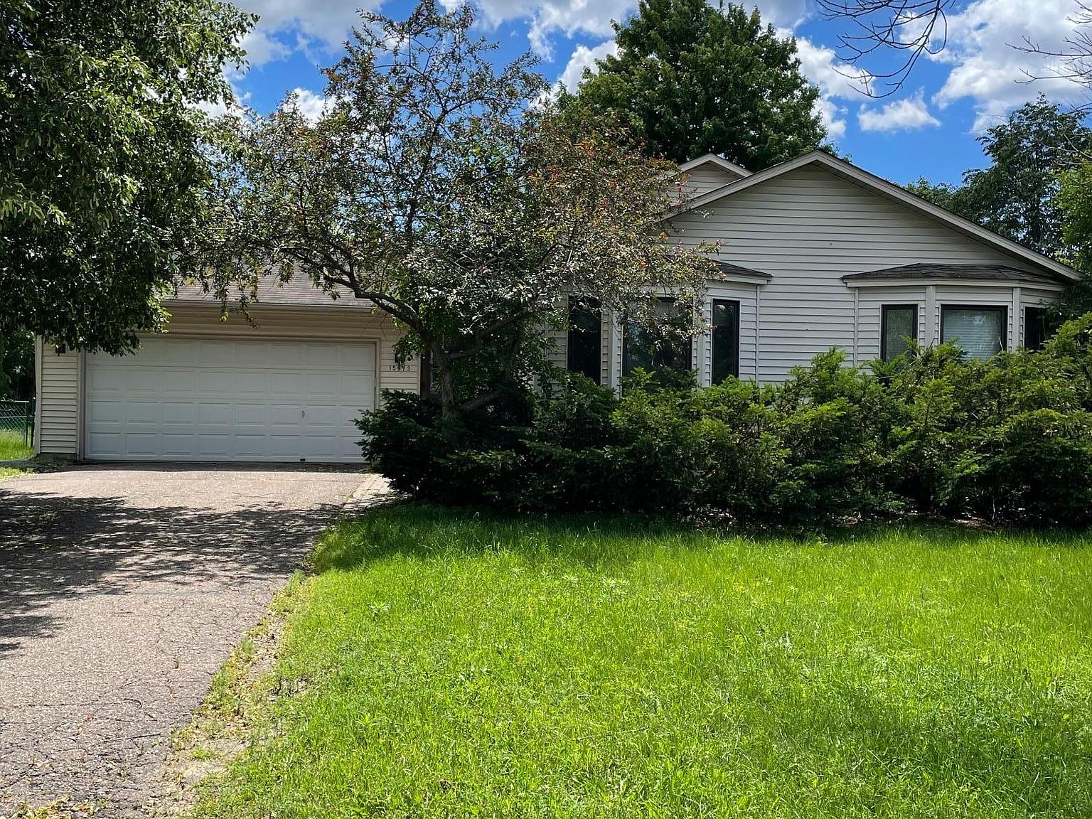 15973 Garrett Dr, Rosemount, MN 55068 | Zillow