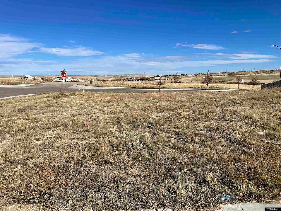 5399 Dolomite Cir, Casper, WY 82609 | MLS #20235574 | Zillow 5399 Dolomite Cir, Casper, WY 82609 | MLS #20235574 | Zillow