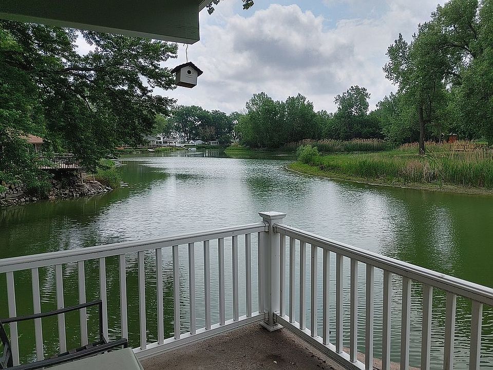 7 El Charman Lake Pl, Gibbon, NE 68840 | Zillow