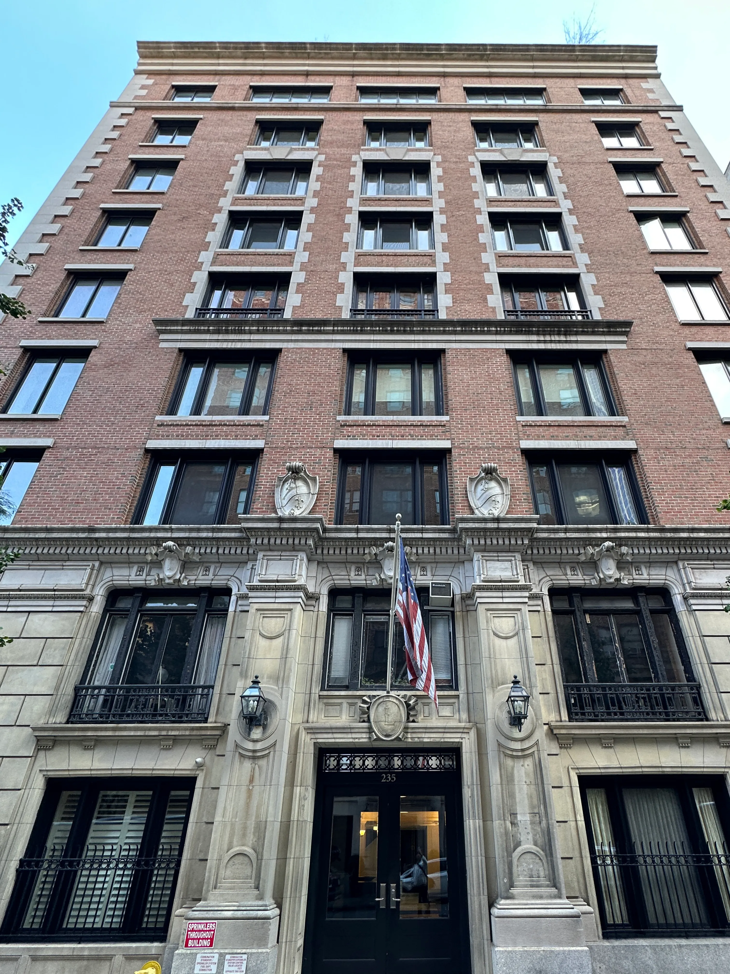 235 West 71st Street #5 in Lincoln Square, Manhattan | StreetEasy