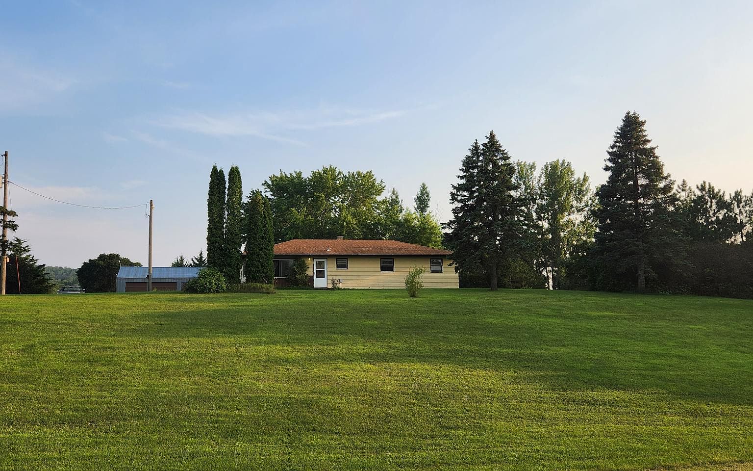 916 Main St, Erhard, MN 56534 | Zillow