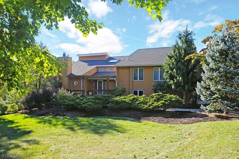 2 Fawn Ridge Rd, Lebanon, NJ 08833 | Zillow