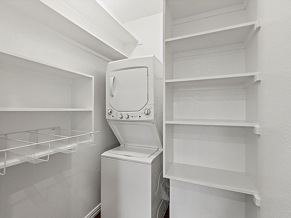 134 Summer Place Cir, Pottsboro, TX 75076 | MLS #20831747 | Zillow