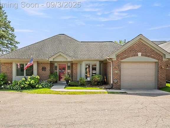 21388 Magnolia Ct, Farmington, MI 48336 | MLS #20251031974 | Zillow