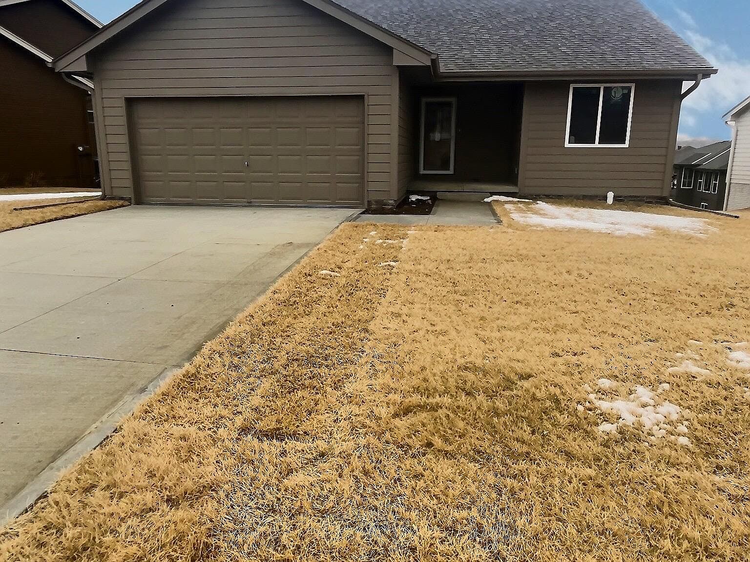 8958 S 21st St, Gretna, NE 68147 | MLS #22328580 | Zillow