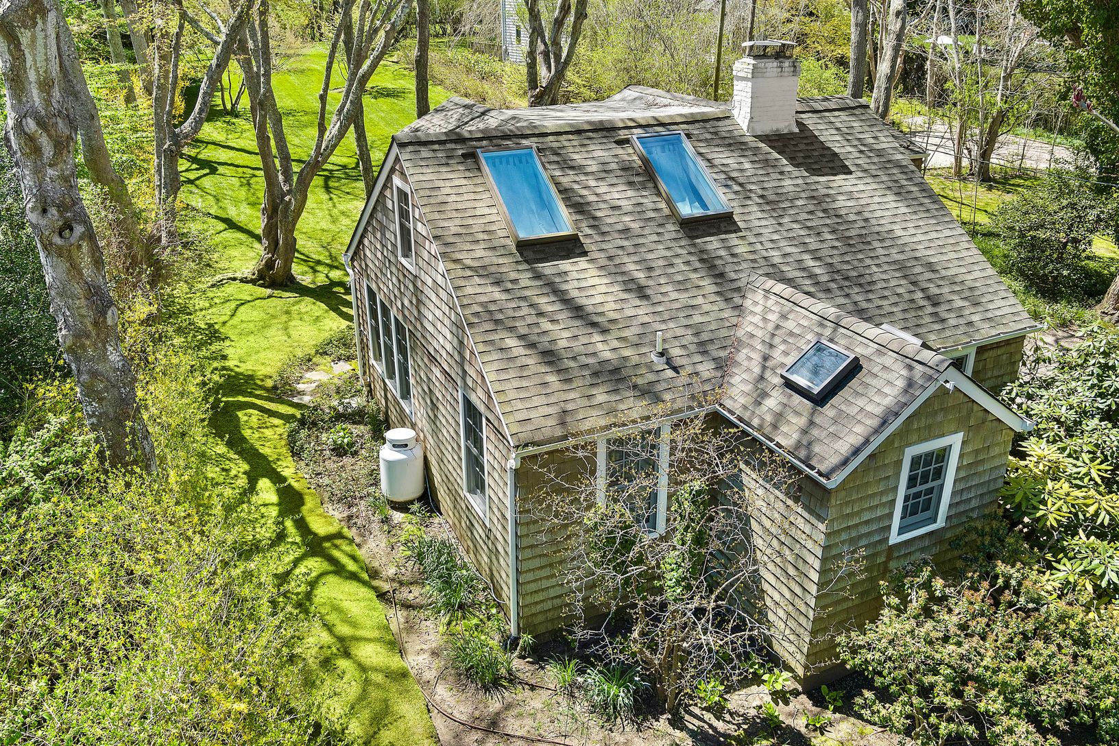 35 Pine St, Bridgehampton, NY 11932 | Out East