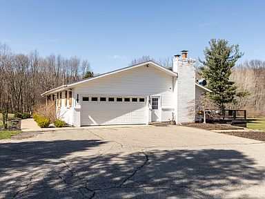 10420 Riverdale Dr SE, Middleville, MI 49333 | Zillow