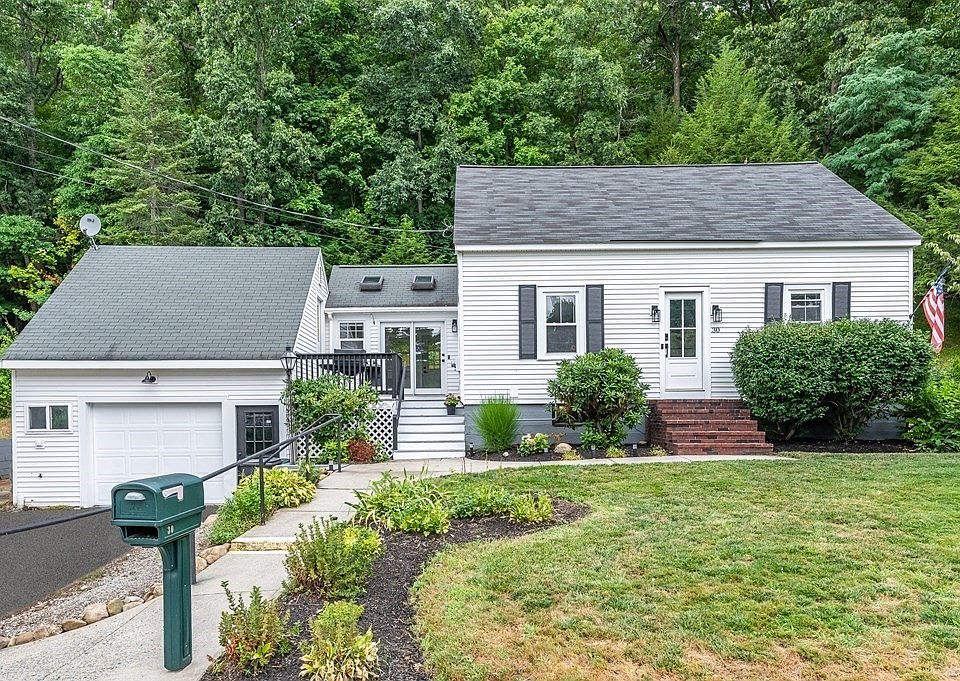 26 Belvidere Rd, Haverhill, MA 01830 | Zillow