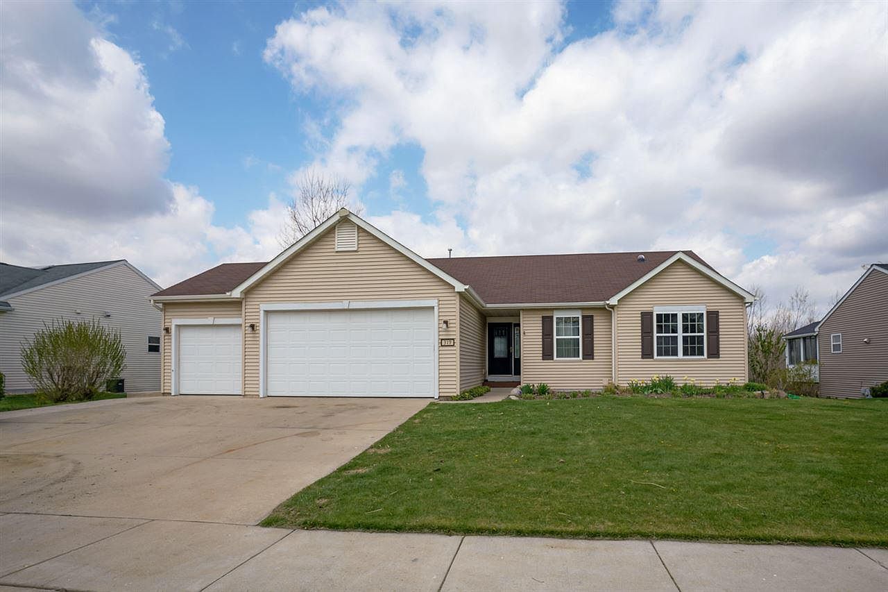 319 North Highview Ln, Columbus, WI 53925 | Zillow